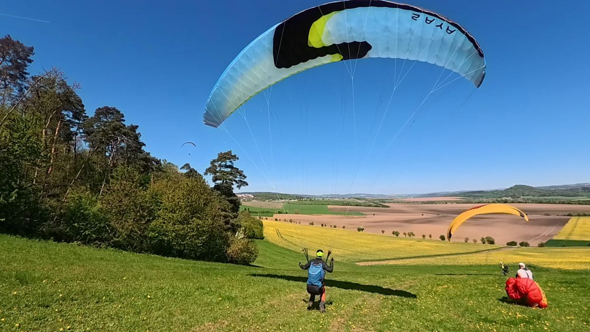 SELL: Wing EN A SKY Aya 2 90-110kg Concertinas No water No trees With ...