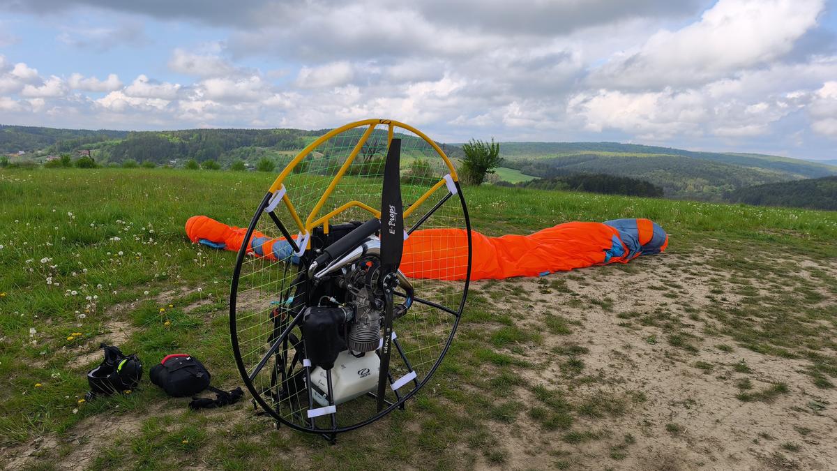 SELL: Backpack WalkerJet Xc 200 Used Moving rams 2 blade propeller ...